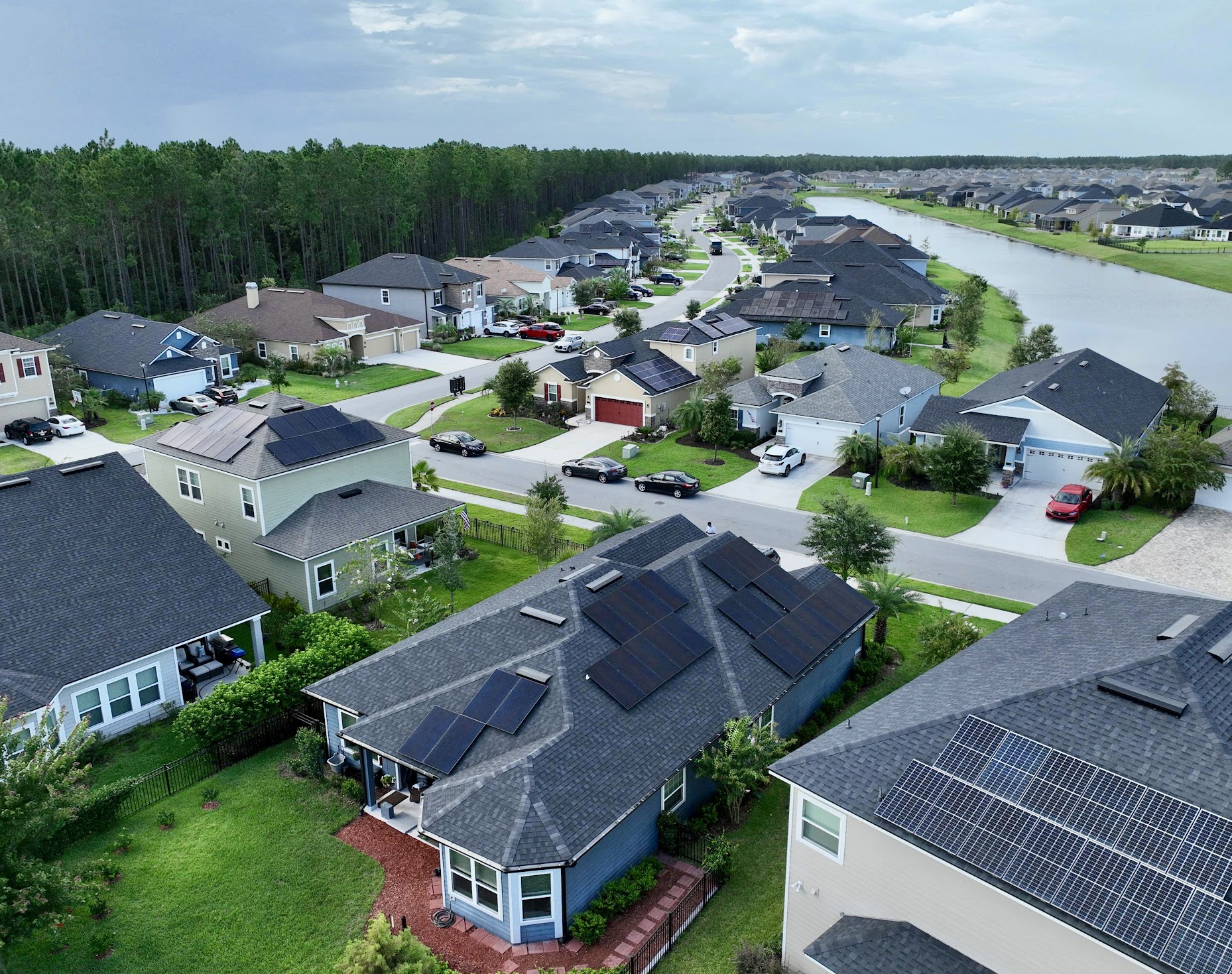 How to Choose a Solar Panel Company in Florida — 2024 Guide